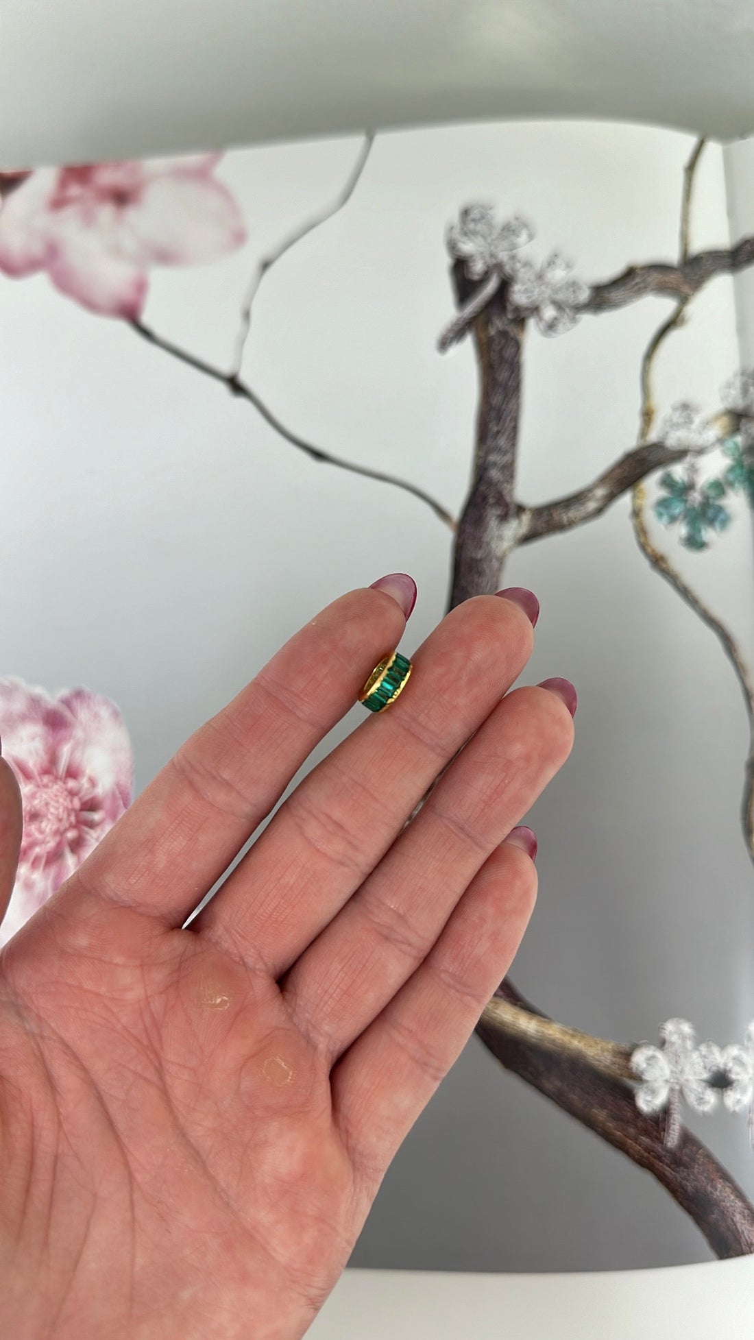 Emerald Barrel Charm – Henri Noël